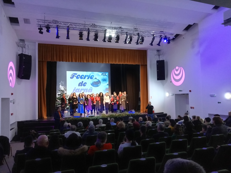 Spectacolul de Crăciun organizat de Primăria Călimănești – eșec total!